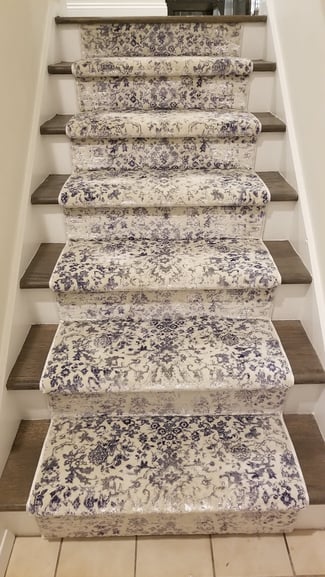20+ Carpeted Stairs Examples to Inspire You